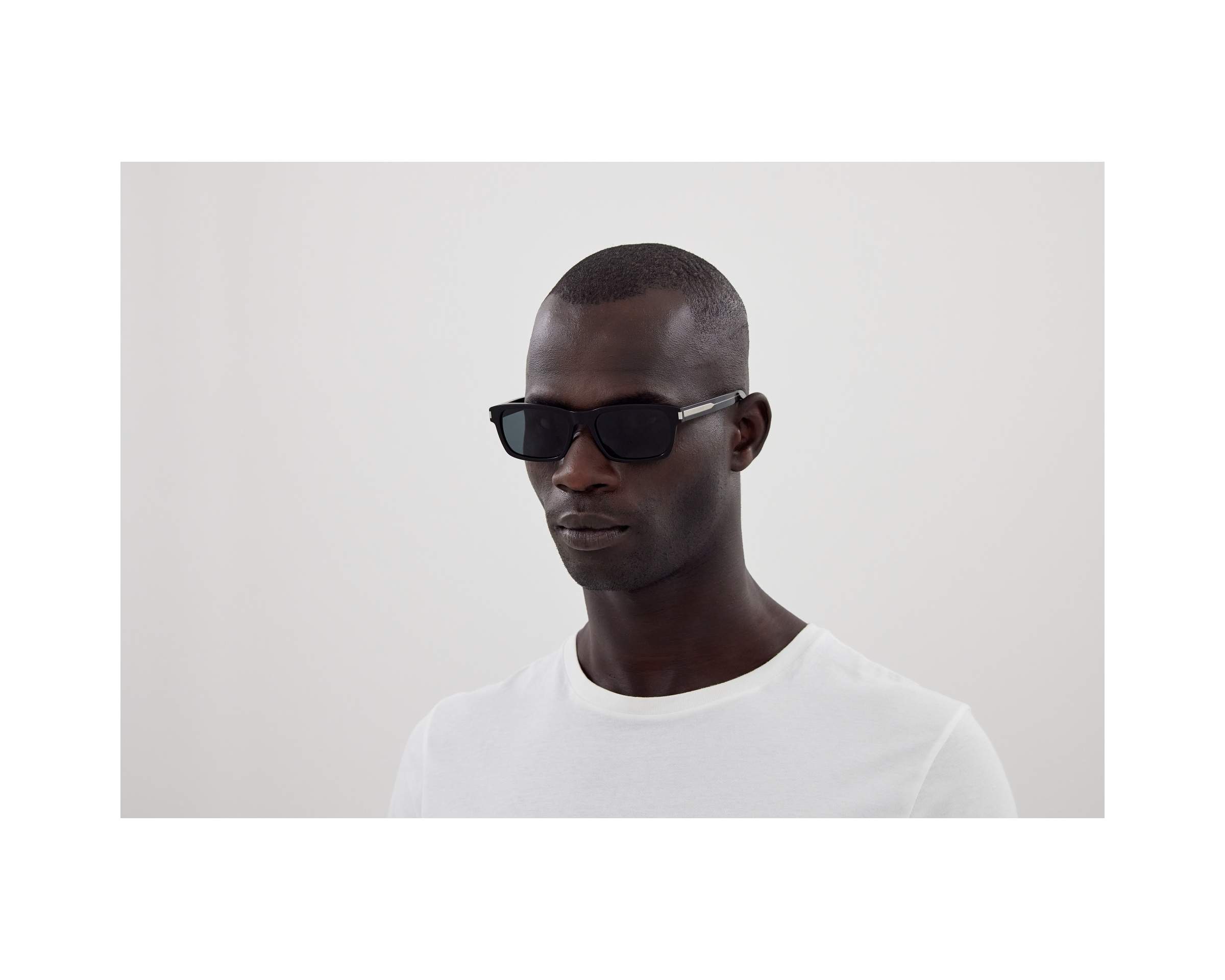 Yves Saint Laurent Sunglasses SL-662 001